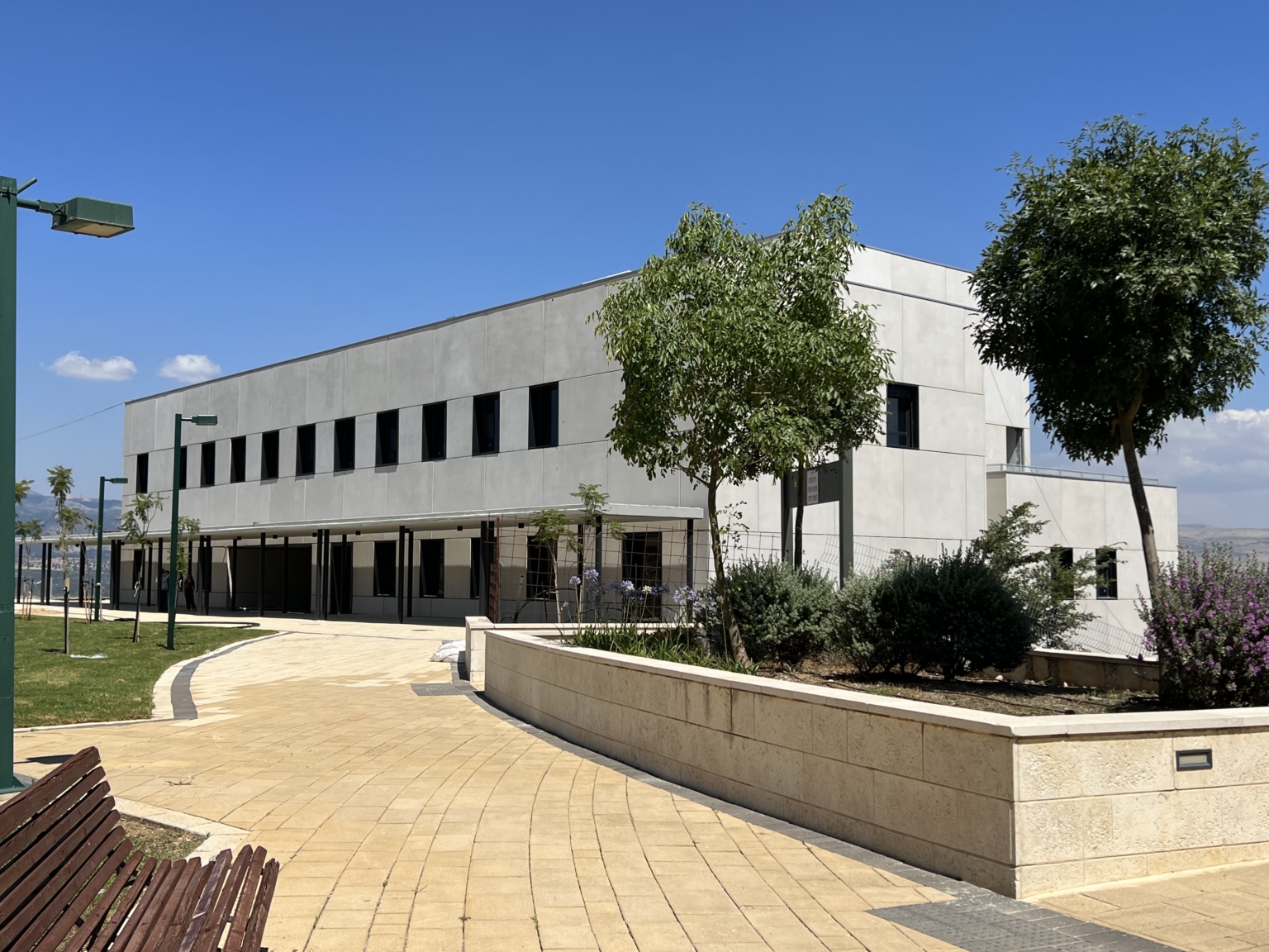 Grants in Israel - Helmsley Charitable Trust